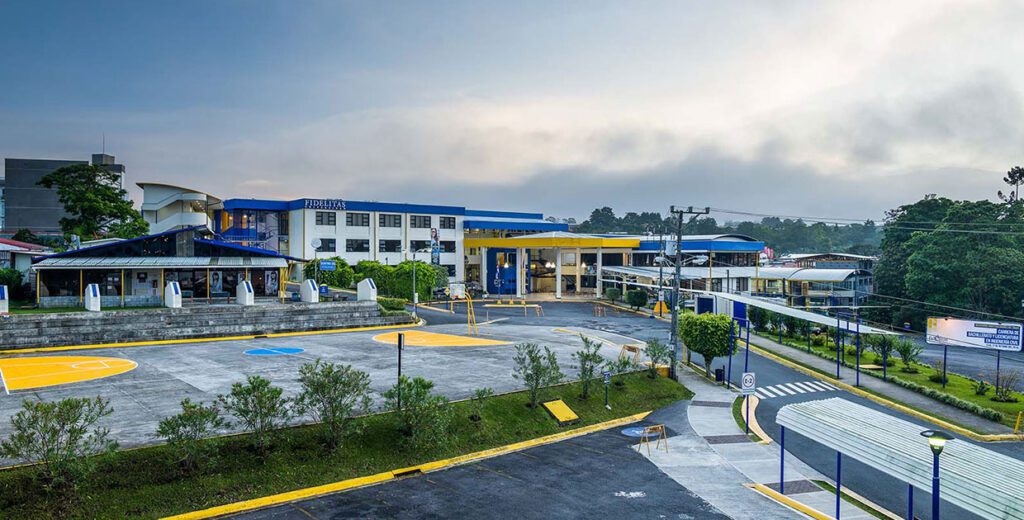 Universidad Fidélitas tiene 500 becas disponibles y asesoría vocacional ...