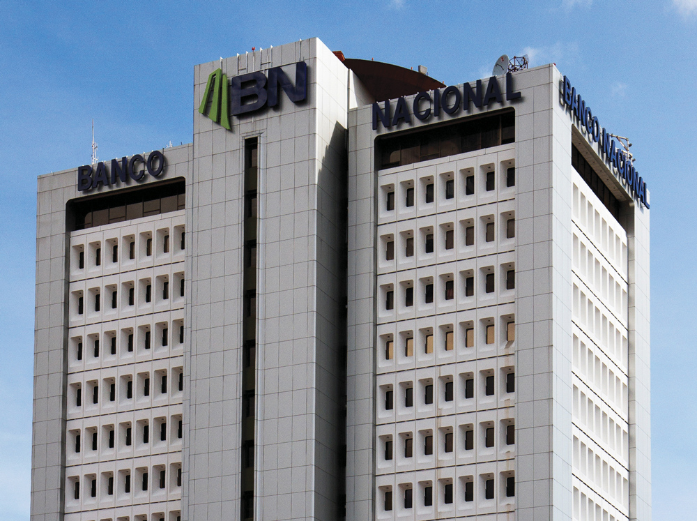 Banco Nacional de Costa Rica rompiendo barreras: Rosaysella Ulloa, primera mujer que lidera el ...