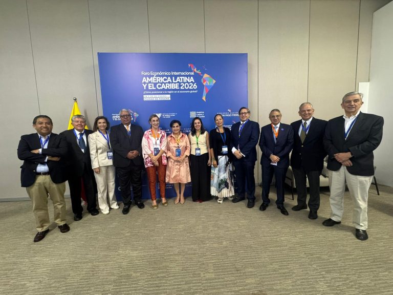 5 Foto Familia Gabriela Sommerfeld - Revista Vida y Éxito